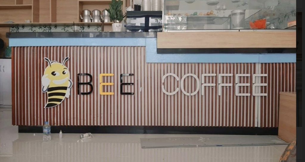 Làm bảng hiệu quán cà phê bền đẹp, sáng tạo - Thiết kế MIỄN PHÍ